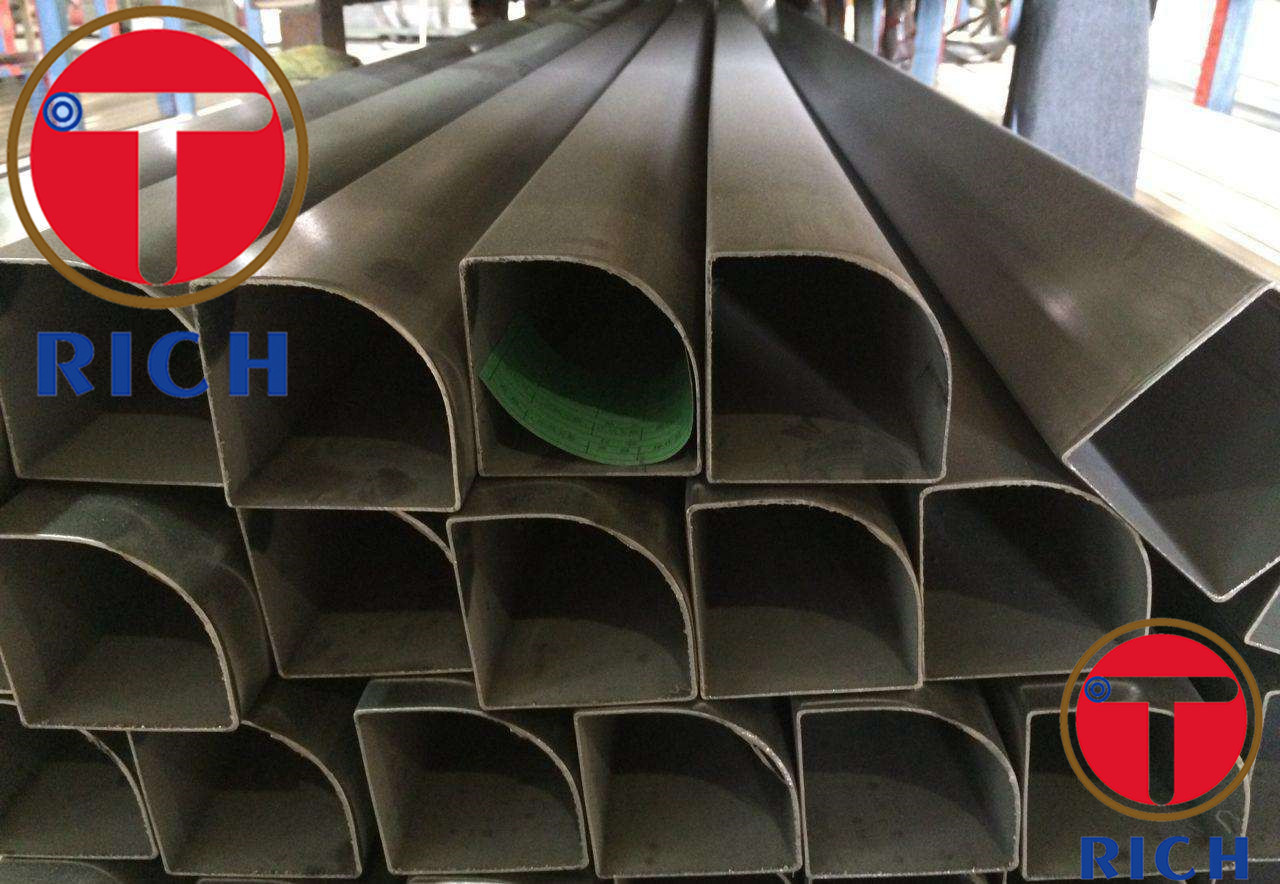 Galvanized Triangular Seamless Steel Tubes / Special Section Pipe For ...